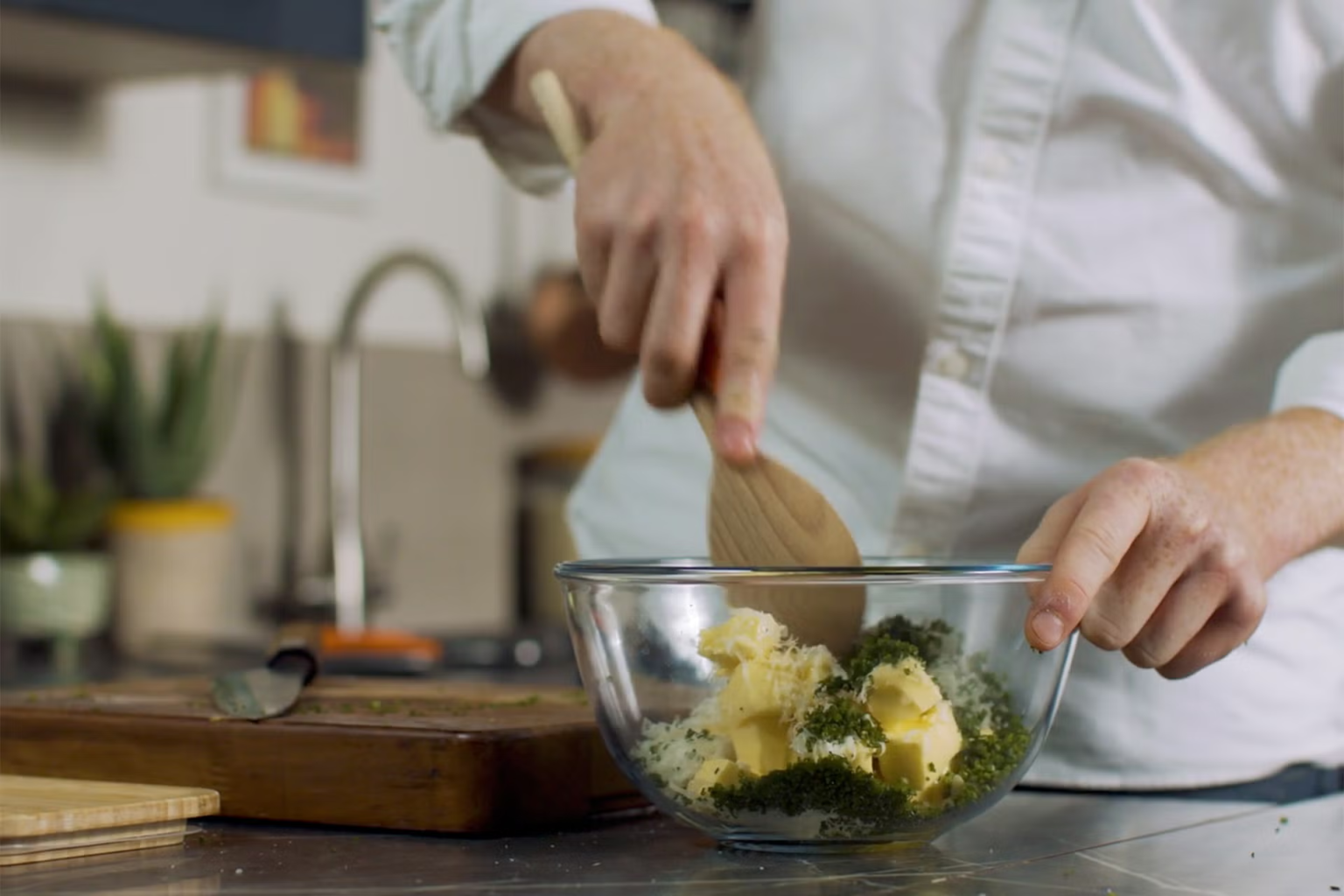 26 Famous Italian Chefs and Their Signature Sauces You’ll Want to Try